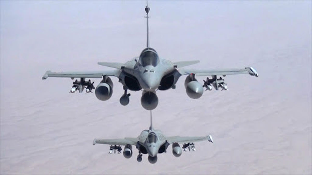 In a first, IAF releases images of armed Rafale jets fitted with air-to ...